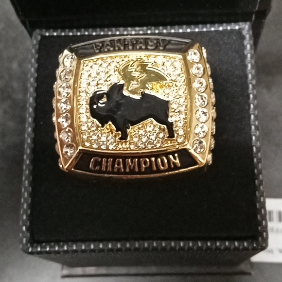 None | Accessories | Buffalo Wild Wings Draft Champion Rings | Poshmark